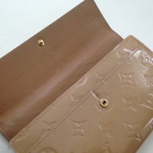 Louis Vuitton | Bags | Louis Vuitton Beige Yellow Vernis Mono Long ...